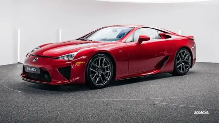 【このLFAなんぼ？】今や伝説 唯一無二の日本製スーパーカー 500台限定＆走行距離3,200kmのほぼ新車のレクサスLFAの値段は？（AutoBild Japan） | 自動車情報・ニュース ...