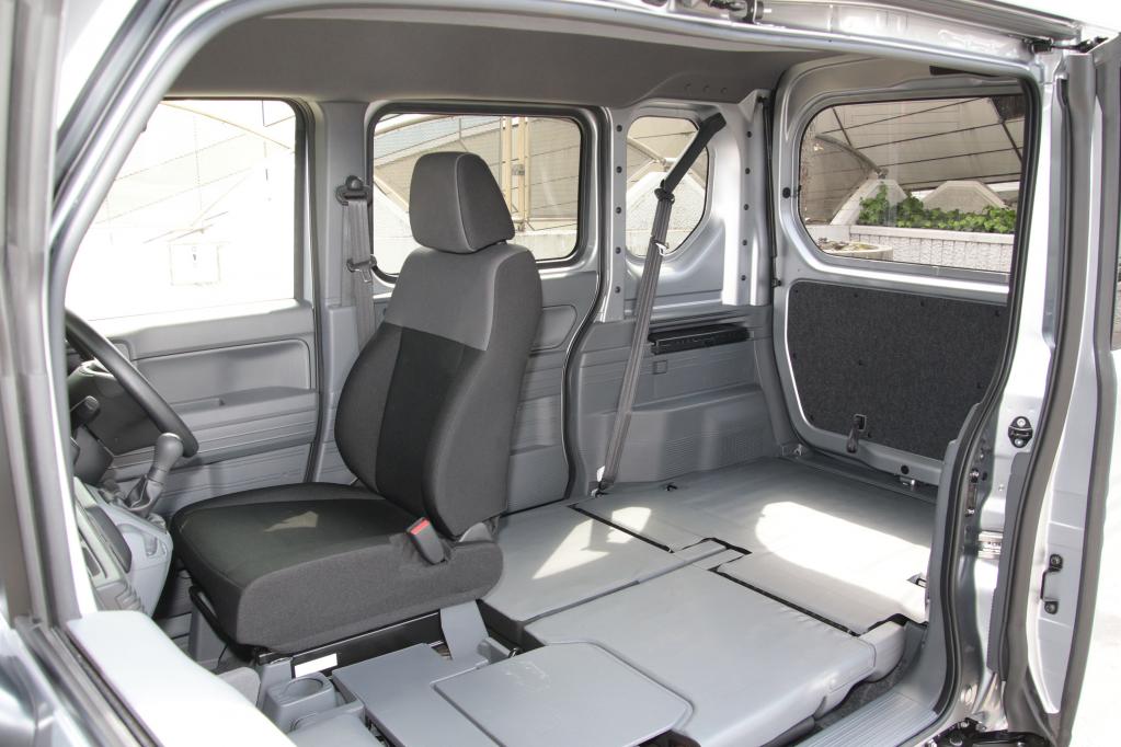 〈試乗記：ホンダN-VAN 6速MT車〉望外に小気味よいシフトフィールとエンジンの吹け上がり、そしてハンドリング。これは背の高いマイクロスポーツカーだ！（MotorFan） | 自動車情報 ...