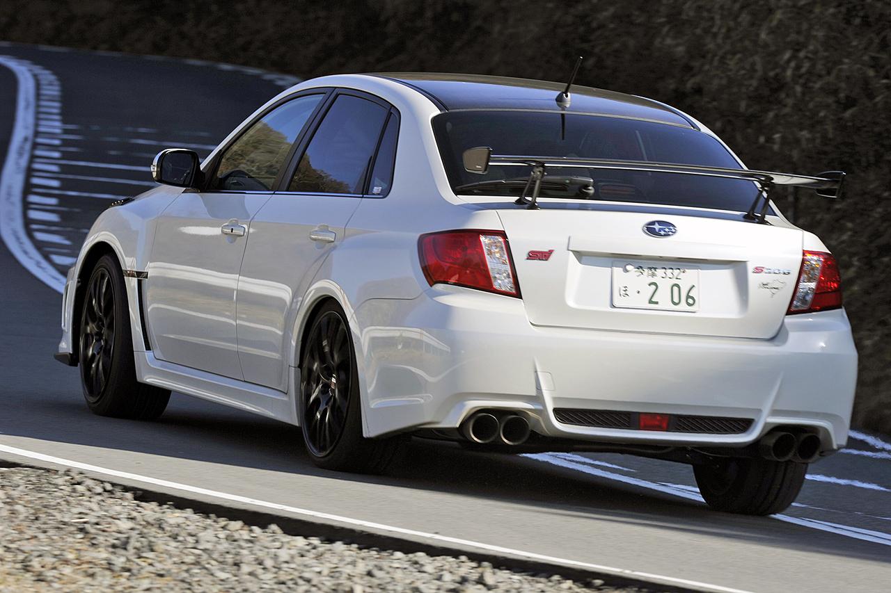 スバル WRX STI S206は、AMGやBMW Mを彷彿とさせる感動ものの走りを見せてくれた【10年ひと昔の新車】（Webモーターマガジン） | 自動車情報・ニュース - carview!