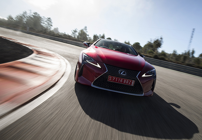 【エンジン車よ永遠なれ！】レクサスのV8（2UR-GSE）は、大排気量・自然吸気の傑作。リニアなレスポンス、最高のサウンドで魅了する（カー・アンド・ドライバー） | 自動車情報・ニュース ...