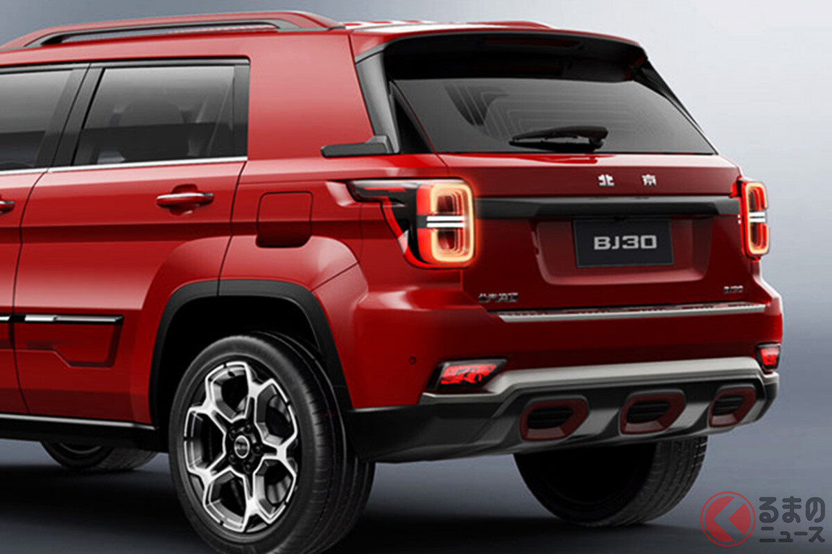 200万円台の「本格SUV」発表へ 半円ヘッドライトはどこかレトロチック!? 新型「BJ30」を中国で発売間近か（くるまのニュース） | 自動車情報・ニュース - carview!