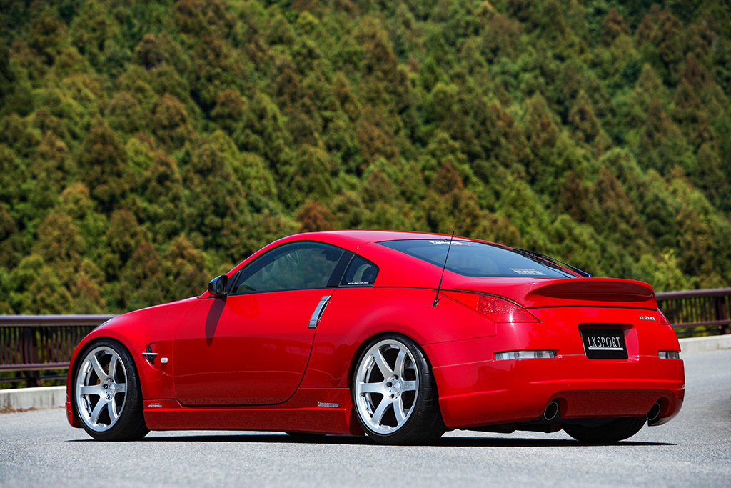 「あらゆるスタイルにマッチするZ33エアロの決定版！」根強い支持を集めるイングスの定番キットに迫る（web option） | 自動車情報サイト【新車・中古車】 - carview!