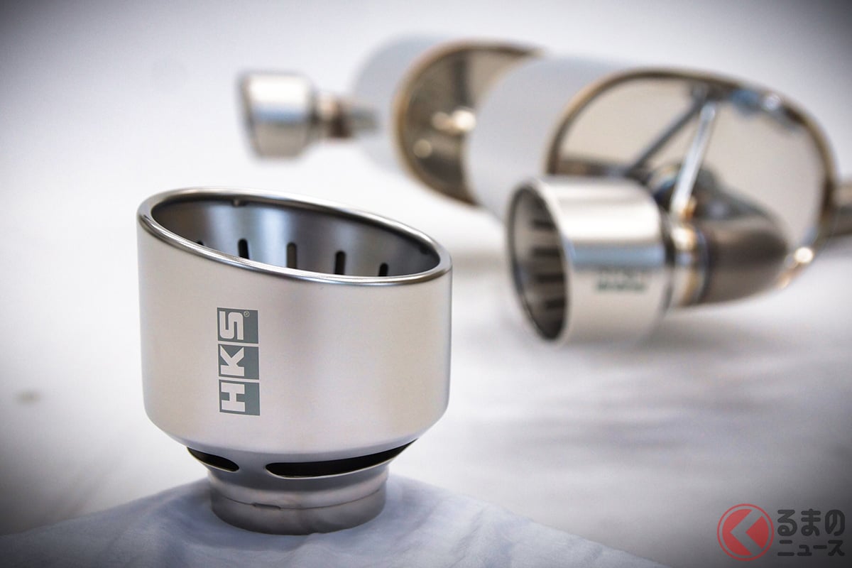 金属の質感にこだわったマフラー！ HKS「Super Turbo Muffler URBAN MATTE EDITION」にGRヤリス、スカイラインGT-R（BNR32／34）用が登場 ...