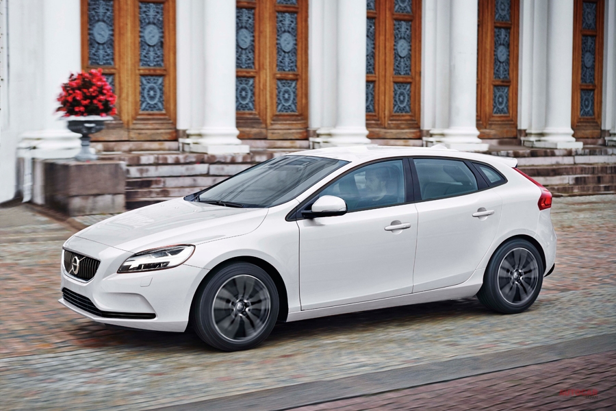 ボルボV40 D4ナビエディション HDDナビ＋純正ドラレコが10万円で（AUTOCAR JAPAN） | 自動車情報サイト【新車・中古車】 - carview!