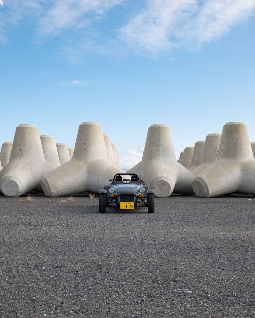 軽規格のセブン復活！ ケータハム・セブン170Rに試乗 車重440kg 待望R仕様（AUTOCAR JAPAN） | 自動車情報サイト【新車・中古車】 - carview!