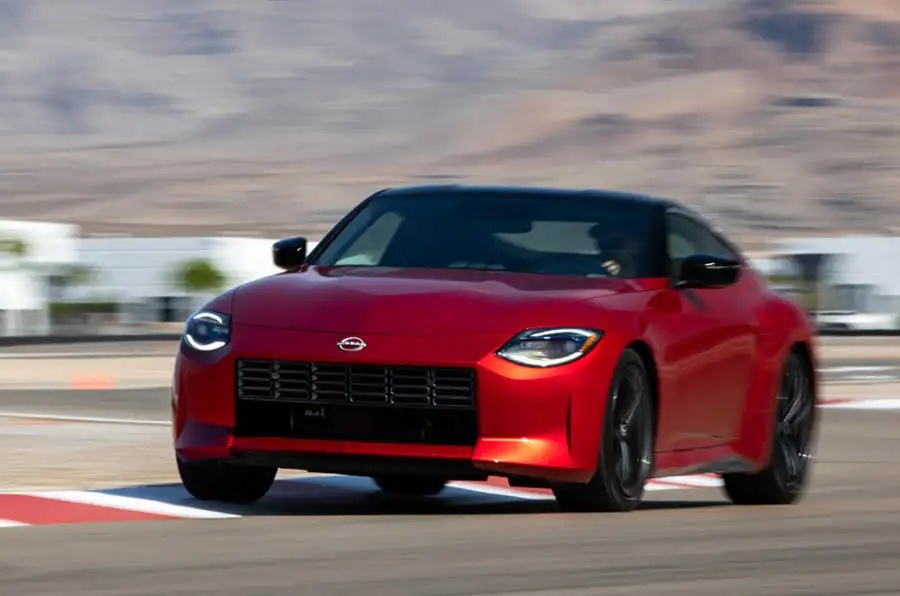 クラシカルなボディに秘めたZ34 日産フェアレディZへ試乗 405psの3.0L V6ターボへ（AUTOCAR JAPAN） | 自動車情報・ニュース - carview!