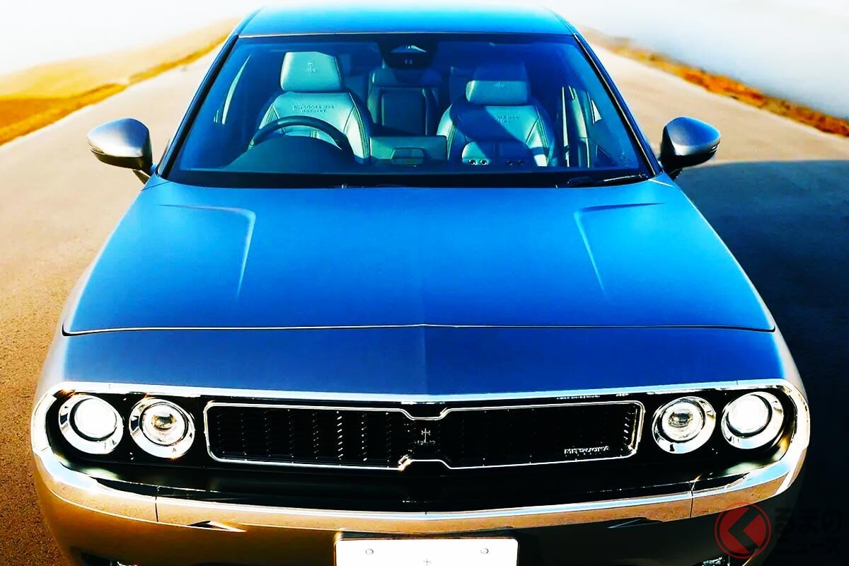 6速MT搭載！ 超レトロな新型「“丸目”スポーツカー」発売へ！ “最新・高性能モデル”に匠の手作り「旧車ボディ」採用！ 斬新すぎる「新型モデル」M55が凄い（くるまのニュース） | 自動車情報 ...