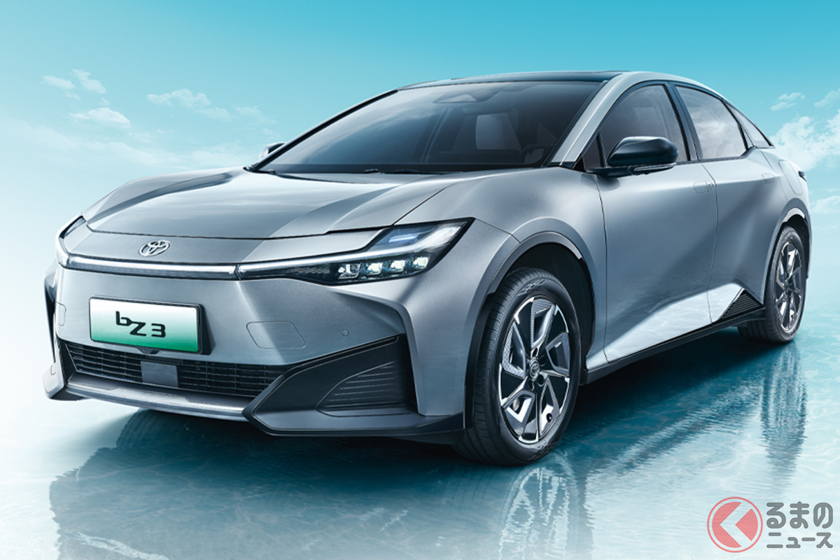 トヨタの新「4ドアセダン」がスゴい！ 新型「プリウス」より大きい＆斬新内装採用！ 謎の「bZ3」とは（くるまのニュース） | 自動車情報・ニュース - carview!