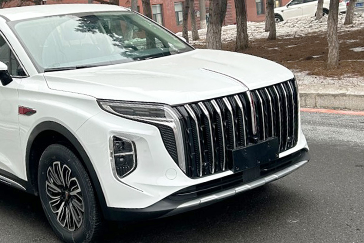 まさかの新型「高級3列SUV」投入か 高級ブランド「紅旗HS6」先行公開!? 全長5m級モデルを中国市場に（くるまのニュース） | 自動車情報・ニュース - carview!