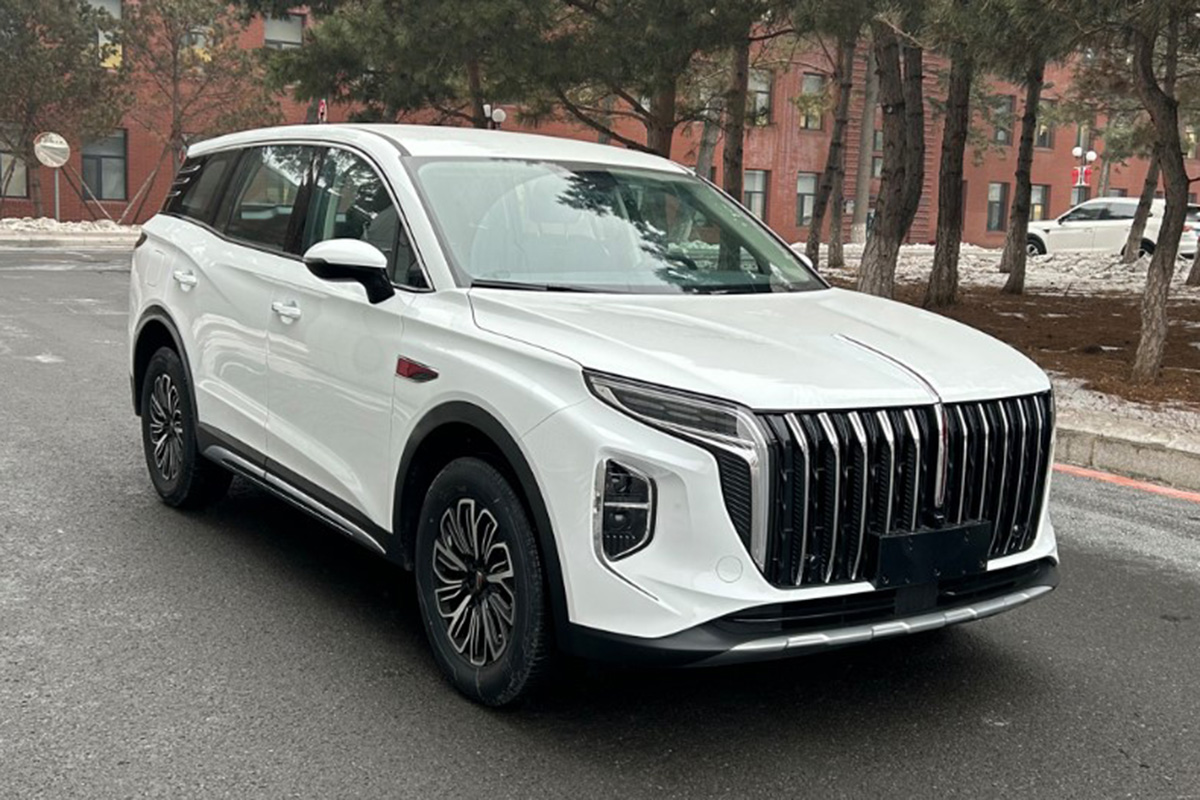 まさかの新型「高級3列SUV」投入か 高級ブランド「紅旗HS6」先行公開!? 全長5m級モデルを中国市場に（くるまのニュース） | 自動車情報サイト【新車・中古車】 - carview!