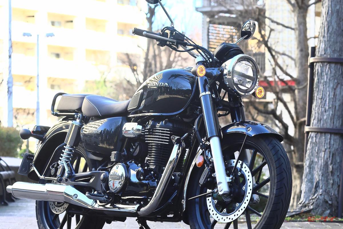 【GB350C私的試乗】ホンダらしい乗りやすさと扱いやすさを実感！GB350シリーズ第3のネオレトロバージョン（モーサイ） | 自動車情報・ニュース - carview!