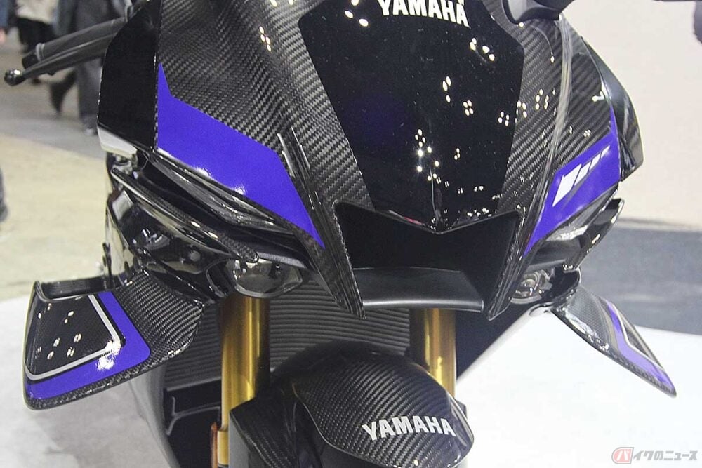 発売日前なのに受注終了!? デッカい羽がド迫力のヤマハ「YZF-R1」2025年モデル生産上限数に到達（バイクのニュース ） | 自動車情報・ニュース - carview!