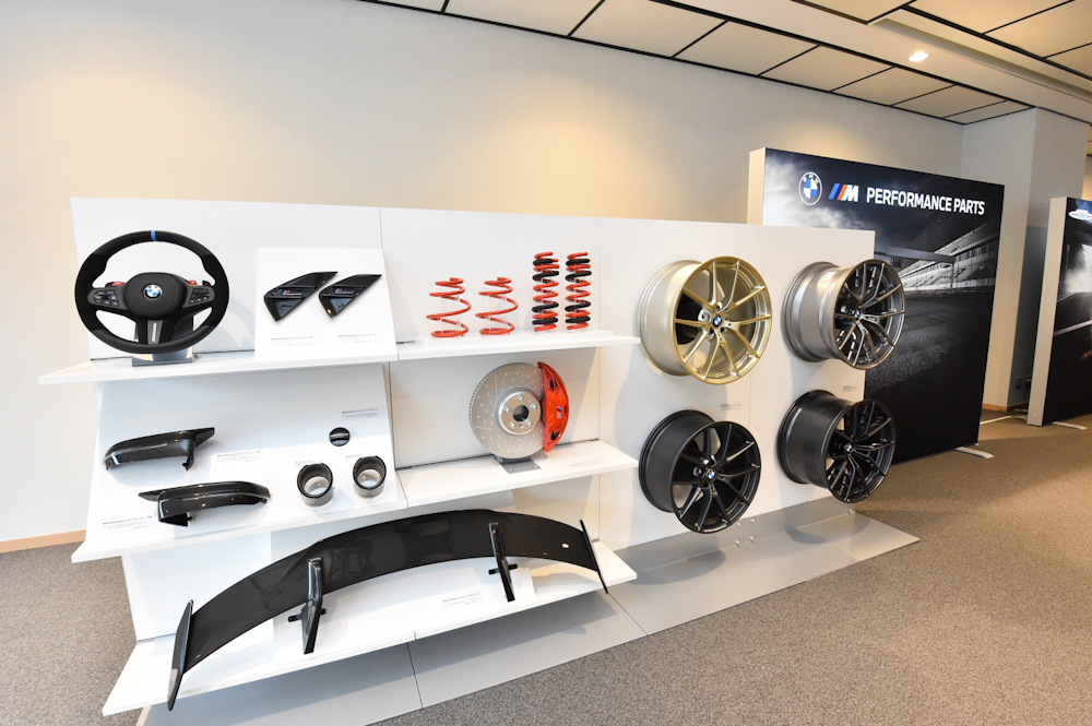 【BMW Group Japan 2023 Motorsport】BMW MとMINI JCWの競演「BMW & MINI Racing」の2023シーズンが開幕！（LE VOLANT ...