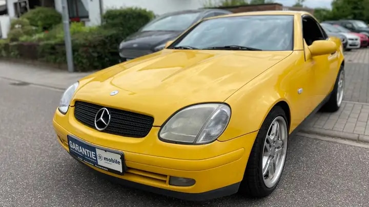 【このSLKなんぼ？】安っ！メルセデスSLKがたったの33万円・・・なんで？え？走行距離ですか？まあそれ相応の25万km超です！（笑）（AutoBild Japan） | 自動車情報・ニュース ...