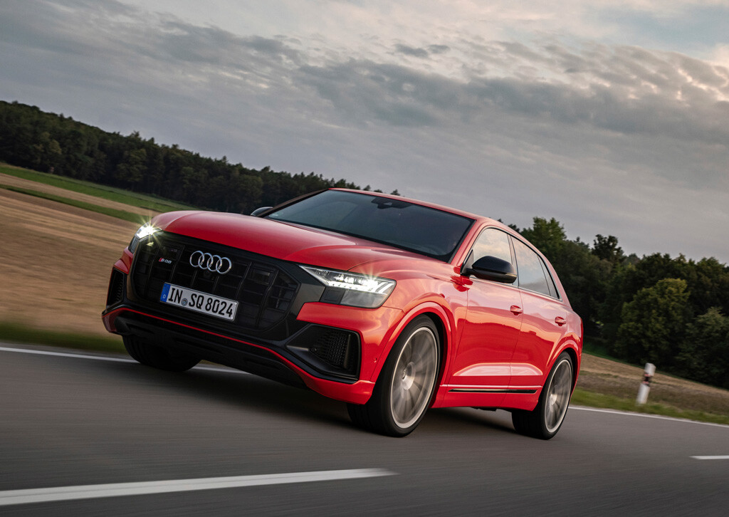 アウディの高性能SUVである「SQ7」と「SQ8」にガソリン仕様が追加！（LE VOLANT CARSMEET WEB） | 自動車情報・ニュース - carview!