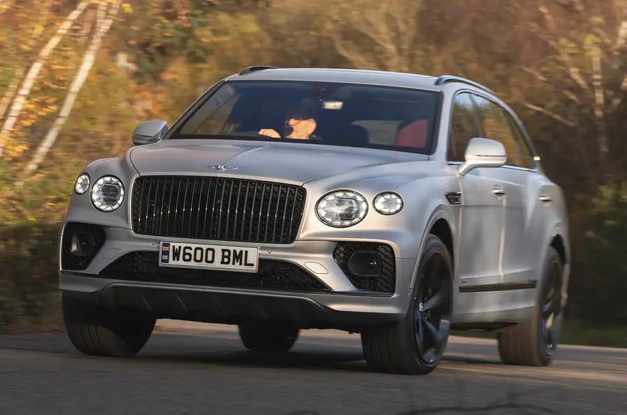 玉座のような独立リアシート ベントレー・ベンテイガ EWBへ試乗 SUV新基準の快適性（AUTOCAR JAPAN） | 自動車情報・ニュース - carview!