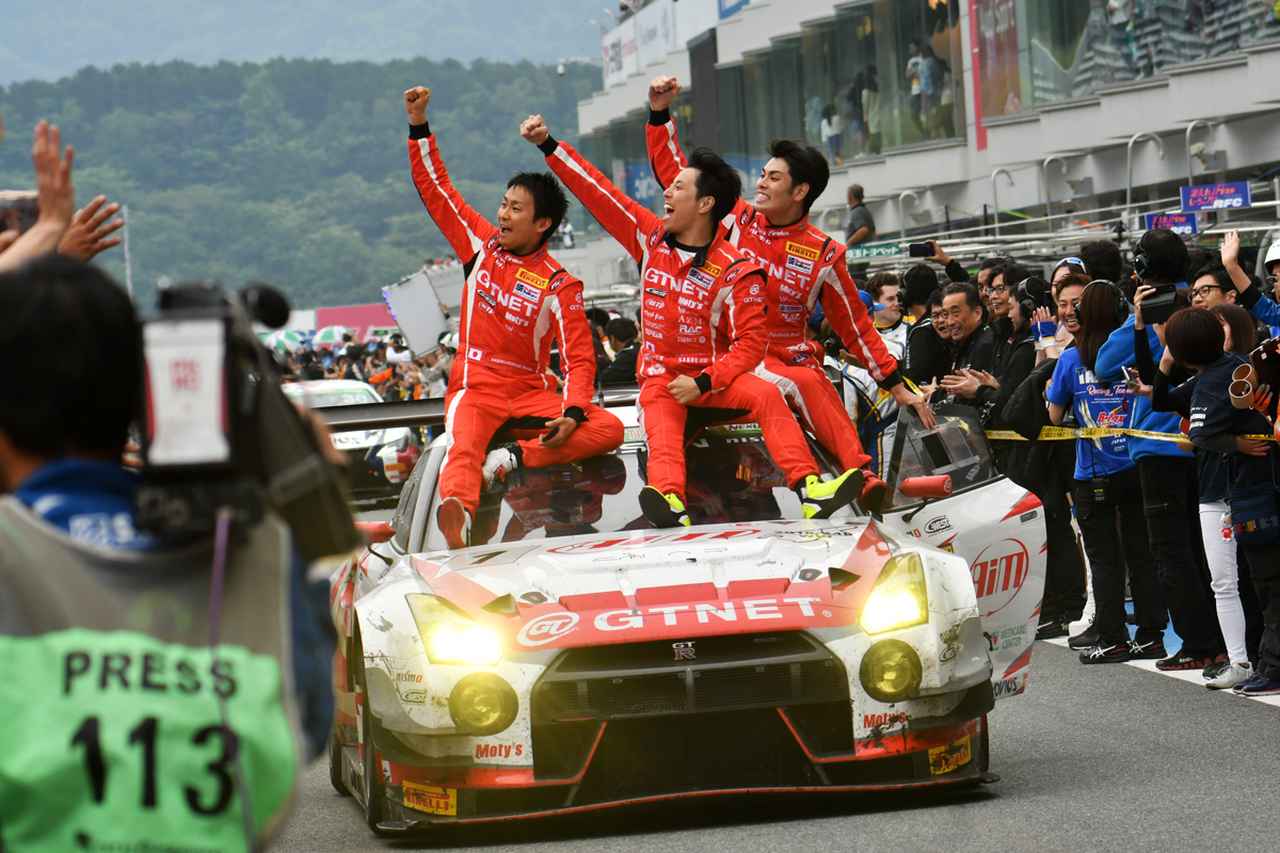 GTNET GT3 GT-Rが富士24Hを2連覇！【スーパー耐久シリーズ第3戦】富士SUPER TEC 24時間レース（Webモーターマガジン） | 自動車情報・ニュース - carview!