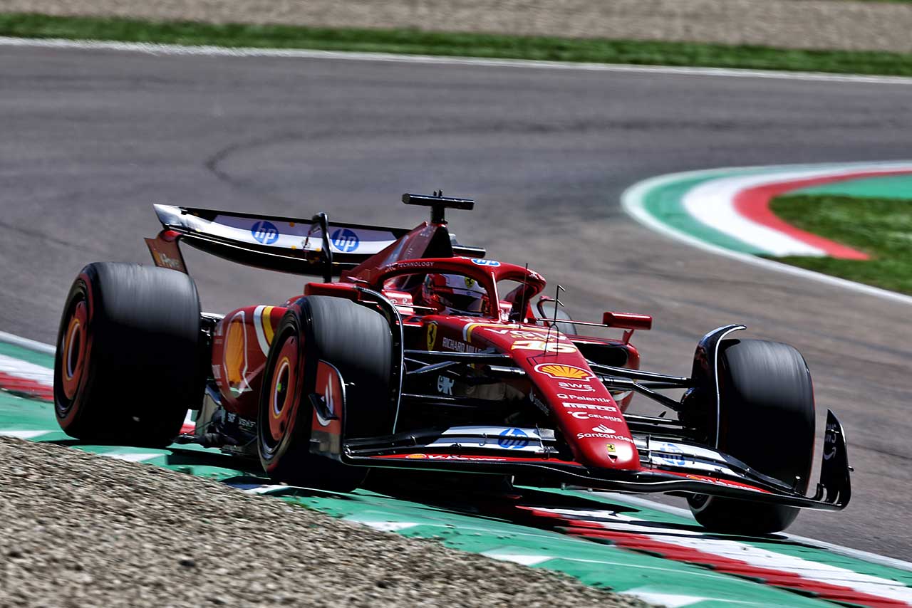 F1エミリア・ロマーニャGP FP1：大型アップデート実施のフェラーリ、ルクレールが首位発進。角田は6番手につける（AUTOSPORT web） | 自動車情報・ニュース - carview!