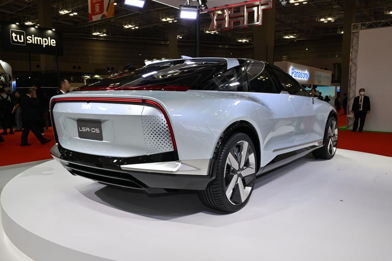 THK株式会社がEVプロトタイプ「LSR-05」を公開中！ショーが終わってからの熟成がひときわ楽しみなリアリティあふれる1台だ（Webモーターマガジン） | 自動車情報・ニュース - carview!