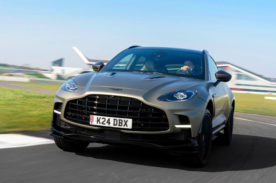 目指すは世界最速SUV！ アストン マーティンDBX 707 試作車へ試乗 打倒カイエン・ターボGT（AUTOCAR JAPAN） | 自動車情報サイト【新車・中古車】 - carview!