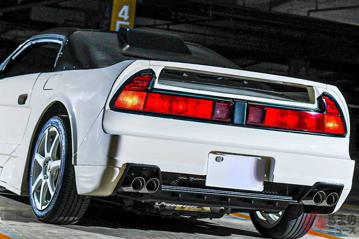 ホンダ「“ミニ”NSX」!? “軽規格超え”の「S660」が登場し話題に！ パカッと開かない方式で「リトラ」も完全再現！ ワイズスクエア「NS660」が「K4-GP」で活躍し称賛の声集まる ...