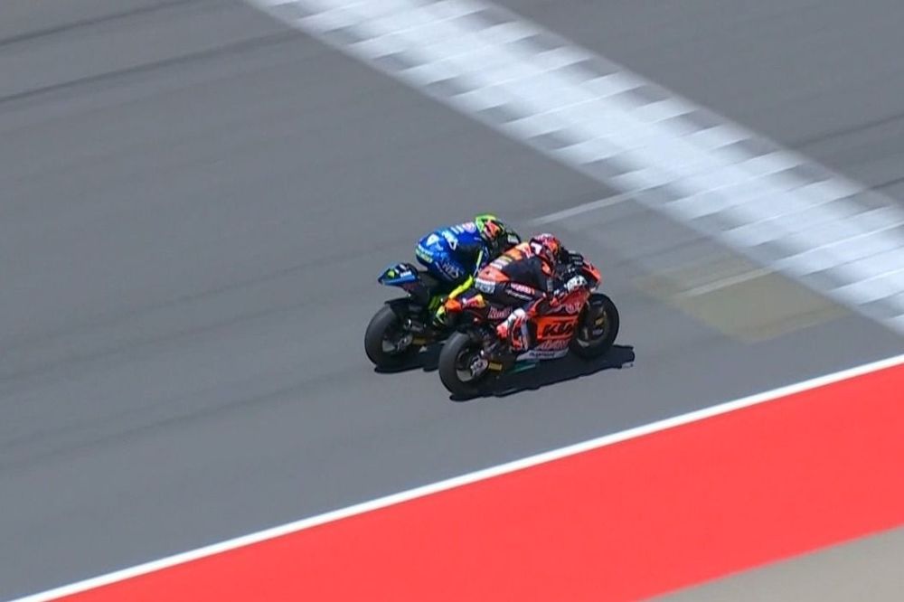 Moto2アラゴン決勝｜0.003秒の超僅差でデニス・オンジュが初勝利！ 日本勢は苦戦続きポイント圏外（motorsport.com 日本版） | 自動車情報・ニュース - carview!