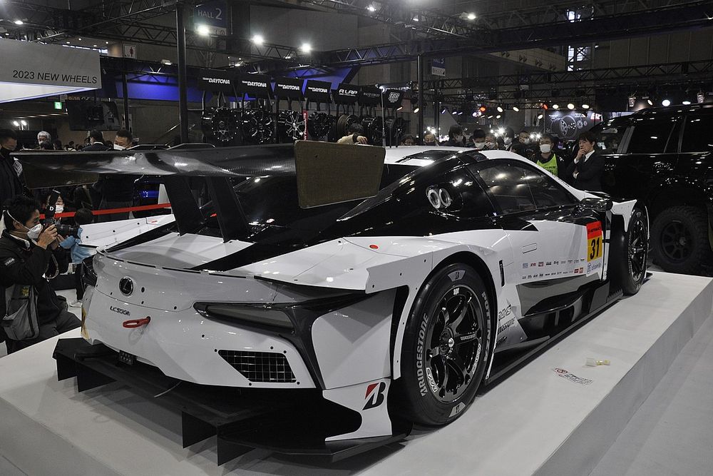 aprが語る、スーパーGT新車両のベースにLC500hを選んだ理由。重量配分 で癖がない反面、得意不得意が分かれるクルマに？（motorsport.com 日本版） | 自動車情報・ニュース ...