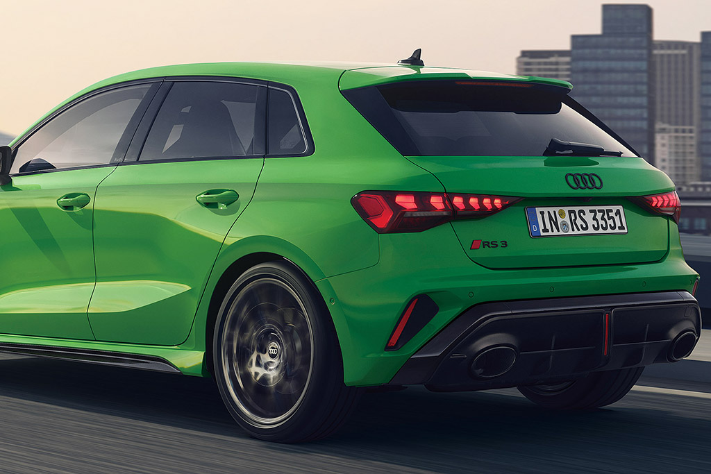 アウディ「S3」／「RS 3」大幅にアップデート！デザインをダイナミックに変更し、パフォーマンスも大きく向上！（LE VOLANT CARSMEET WEB） | 自動車情報・ニュース ...