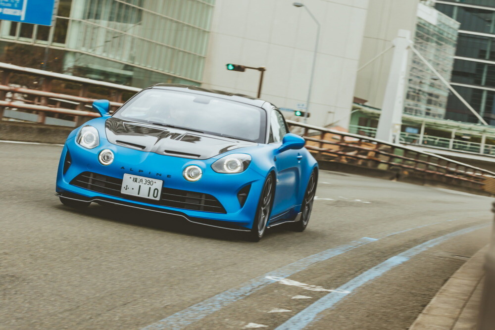 【新車で買える峠スペシャル】電動化目前！A110Rチュリニはガソリン世代究極のアルピーヌ（AUTOCAR JAPAN） | 自動車情報・ニュース - carview!