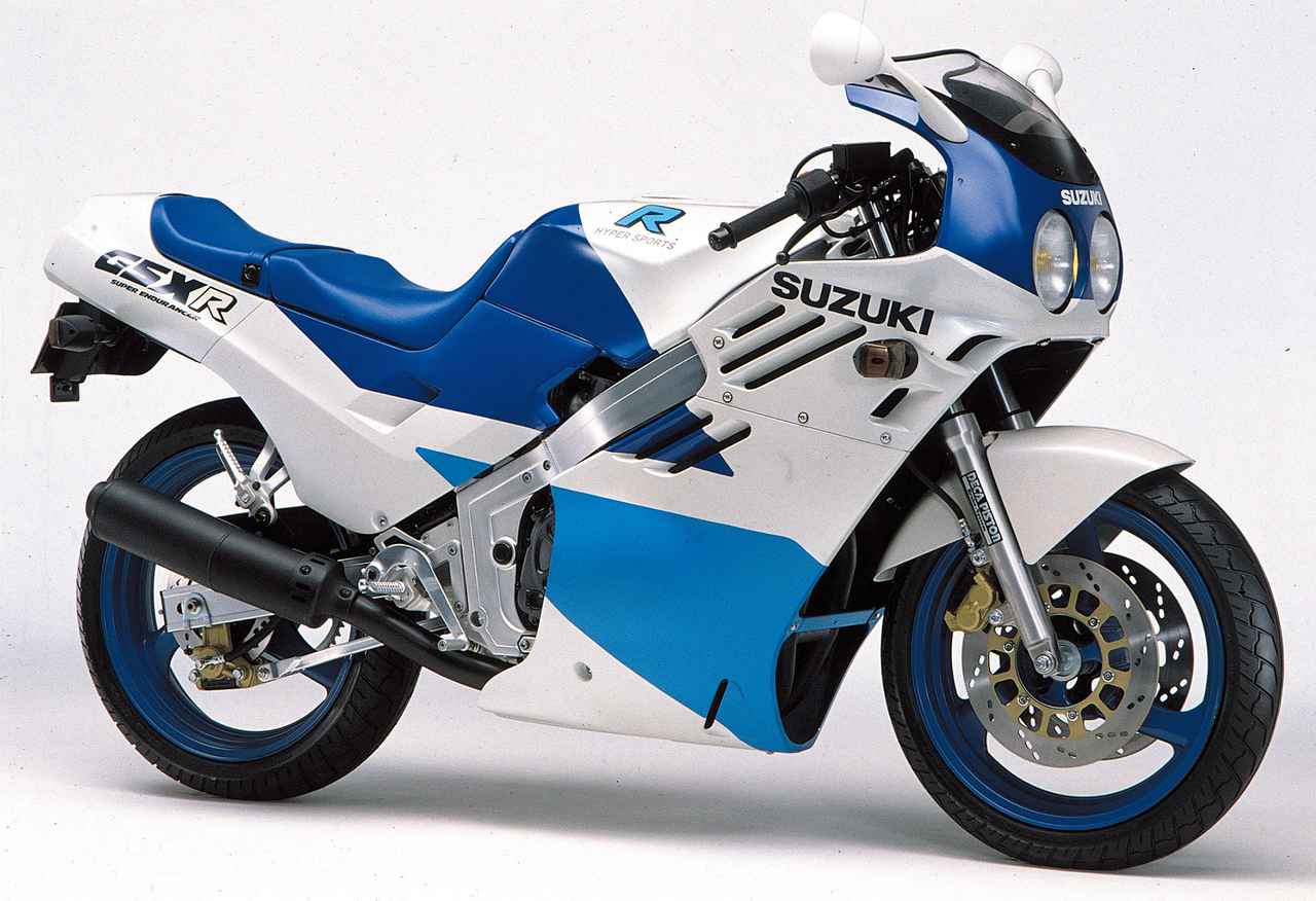【プレイバック80's】「SUZUKI GSX-R400」驚異的な軽さのアルミフレームと59馬力のエンジンで時代を変えたヨンヒャク（1984年）（webオートバイ） | 自動車情報・ニュース ...