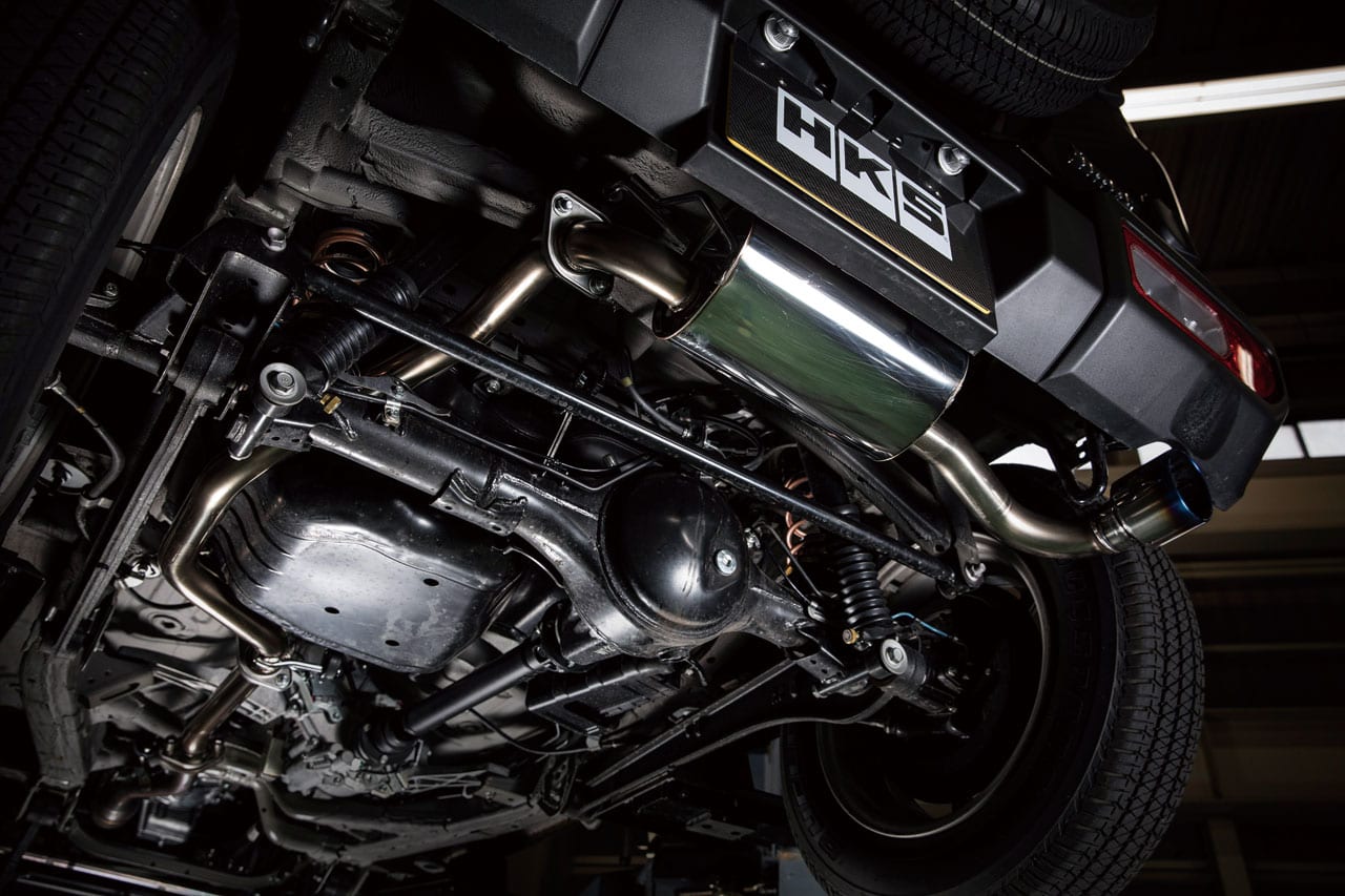 シティユースでの運転のしやすさを！ HKS流チューニング｜スズキ新型JB64ジムニー＆JB74ジムニーシエラ（スタイルワゴン・ドレスアップナビ） | 自動車情報・ニュース - carview!