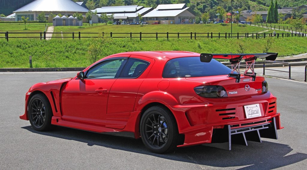 「RX-8に個性と独創性を！」全年式に対応するNRF渾身のデザイナーズフォルム（web option） | 自動車情報サイト【新車・中古車】 - carview!