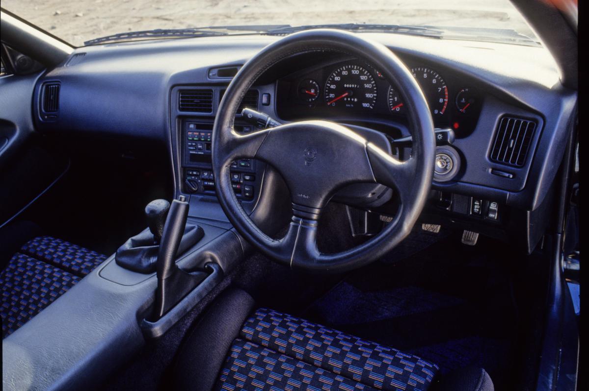 【ニッポンの名車】登場時は酷評も改良し続け進化した2代目トヨタMR2（WEB CARTOP） | 自動車情報・ニュース - carview!